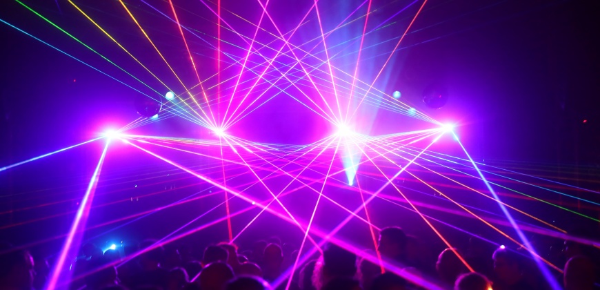 Partyfotos, Partybilder aus Bremen und Umzu auf - Szenenight