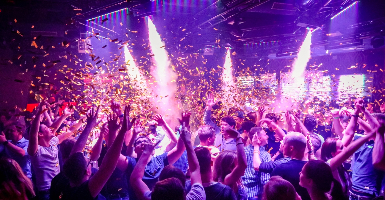 Partyfoto Übersicht: Partyfotos - Szenenight